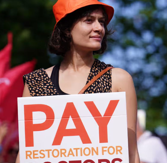 Resident doctors announce strike action in England - Quomi - Healthcare ...